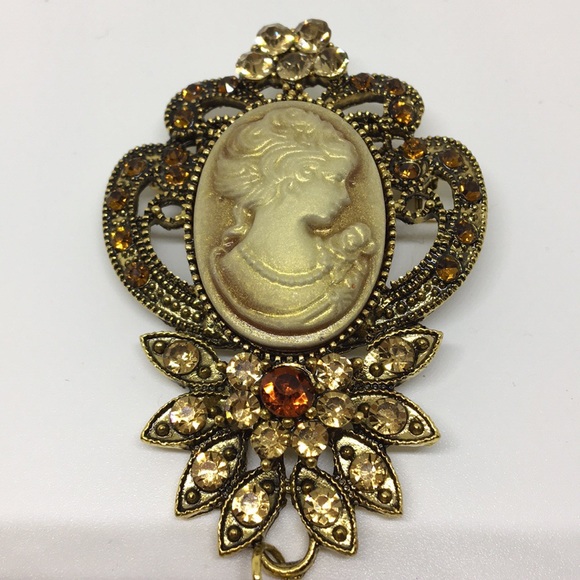 Jewelry | Vintage Ivory Cameo Pin | Poshmark